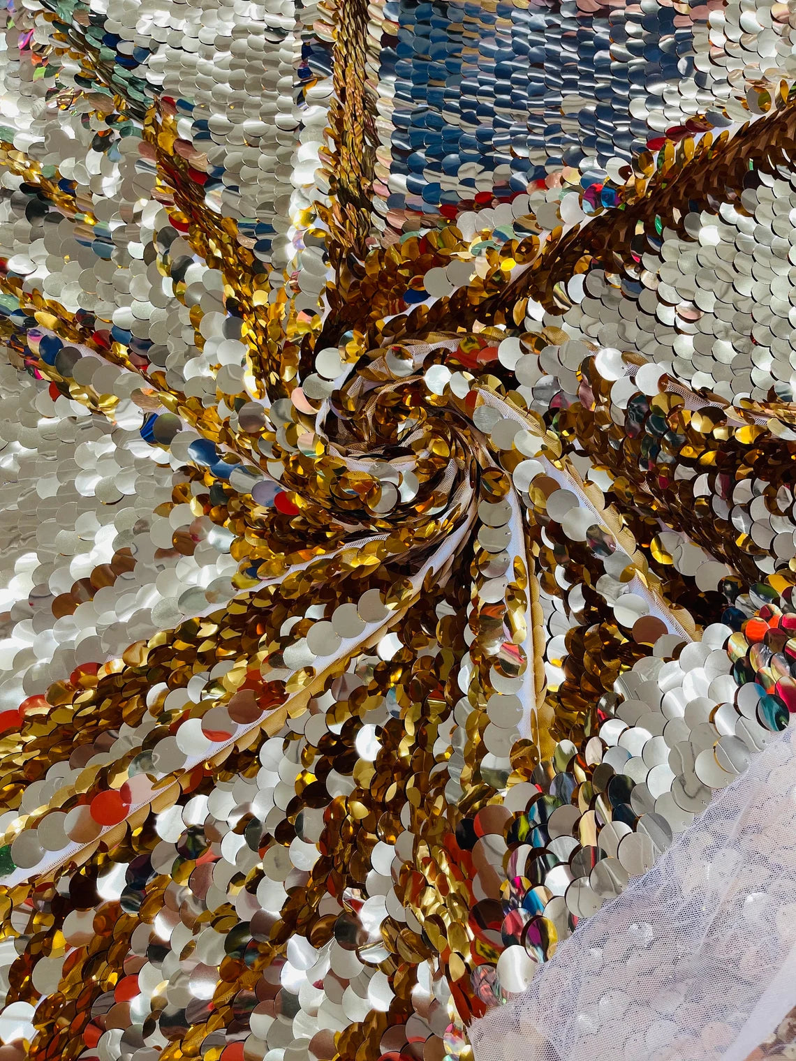 Round Large Sequins - Gold - Paillette Large Round Sequins Design Fabr